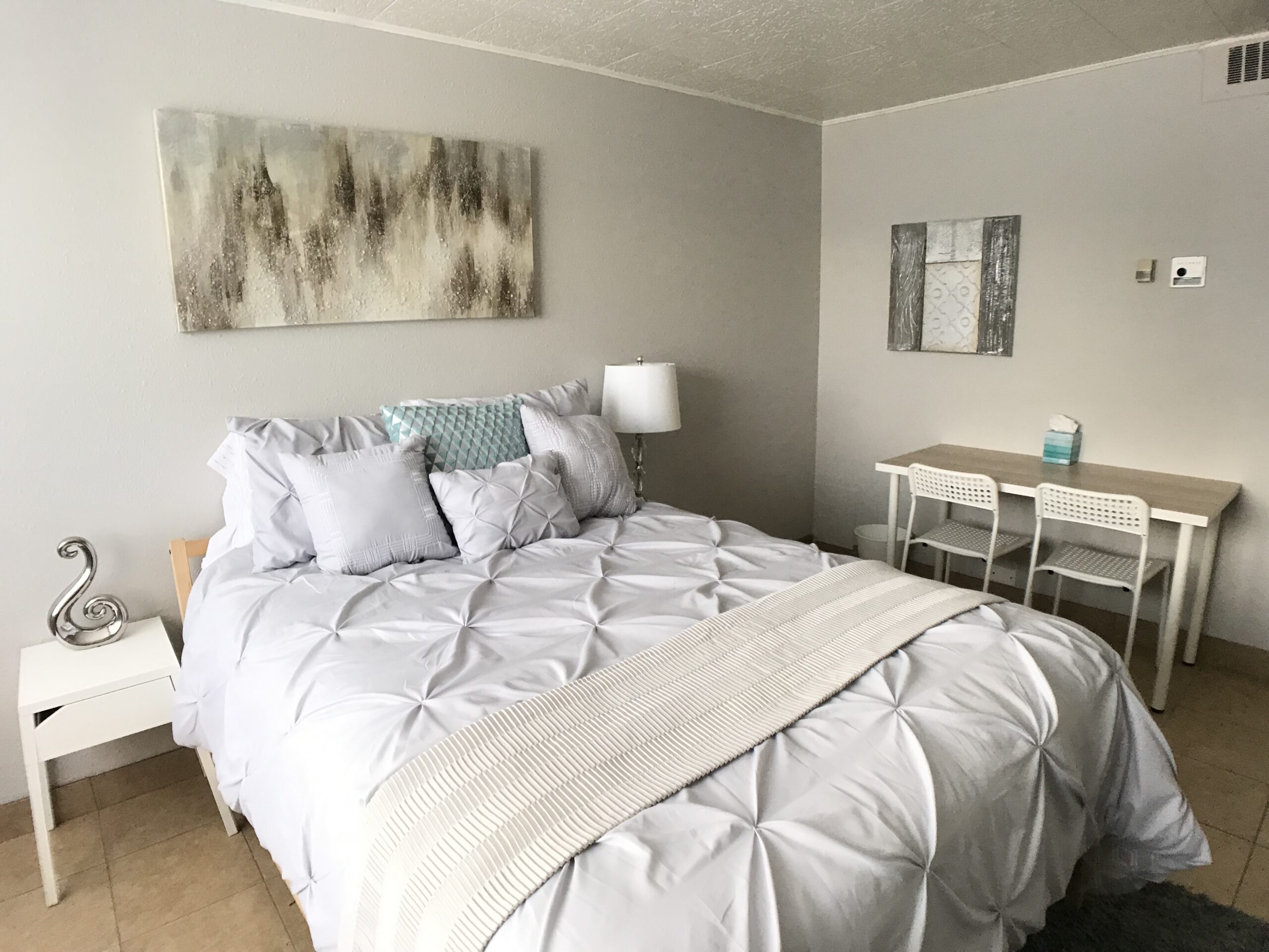 Volunteer – Mile High Ministries